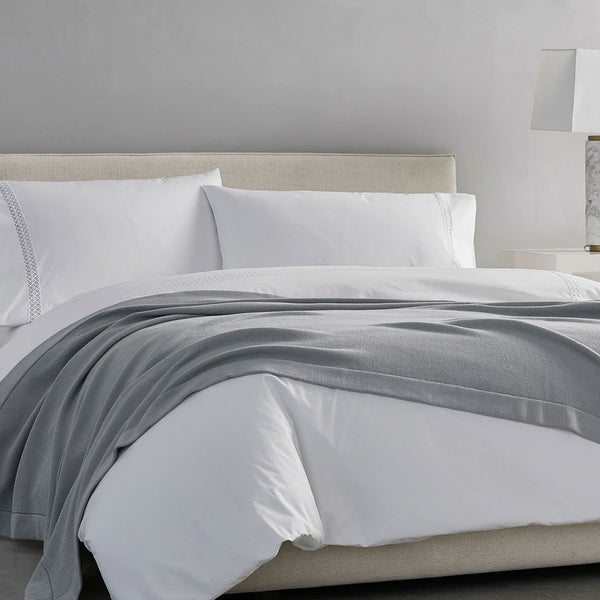 Verona Knit Throw – Kassatex Hospitality